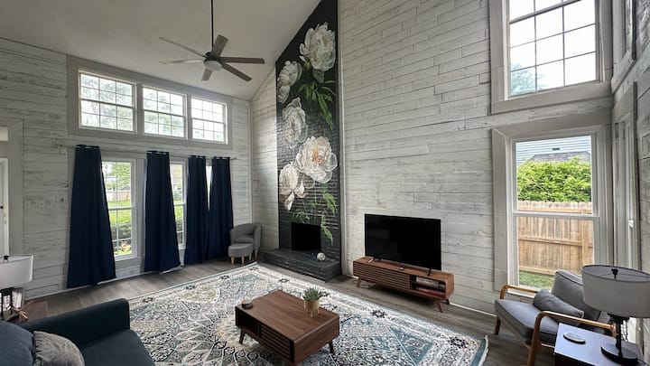 5* Modern 4br 2.5ba ~ Cozy Stay ~ Stylish & Comfy - Carmel, IN