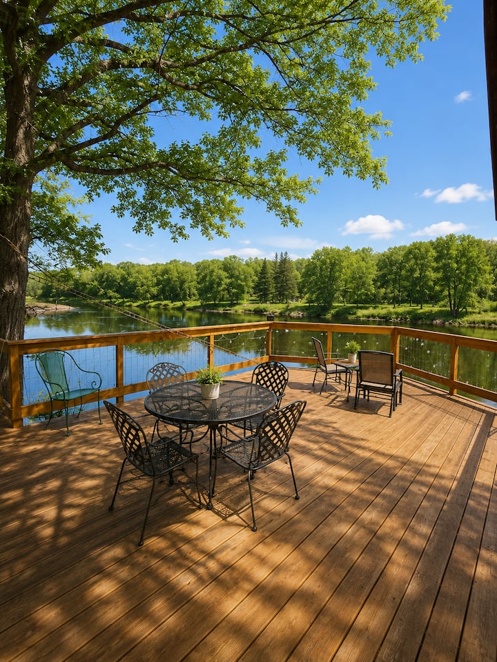 Riverfront Cabin W/ Deck + Bar Shed | Near Duluth - Grand Lake, MN