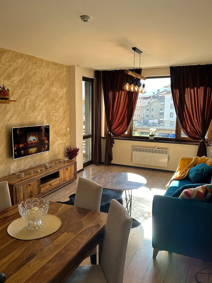 Top Location Unique Apartment - Bansko