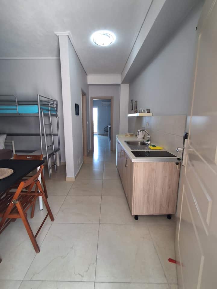 Sea View Family Apartment - Dhërmi