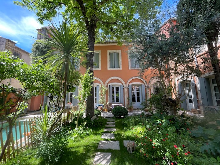 Belle Maison, Bassin, Jardin, Centre Historique - Montpellier