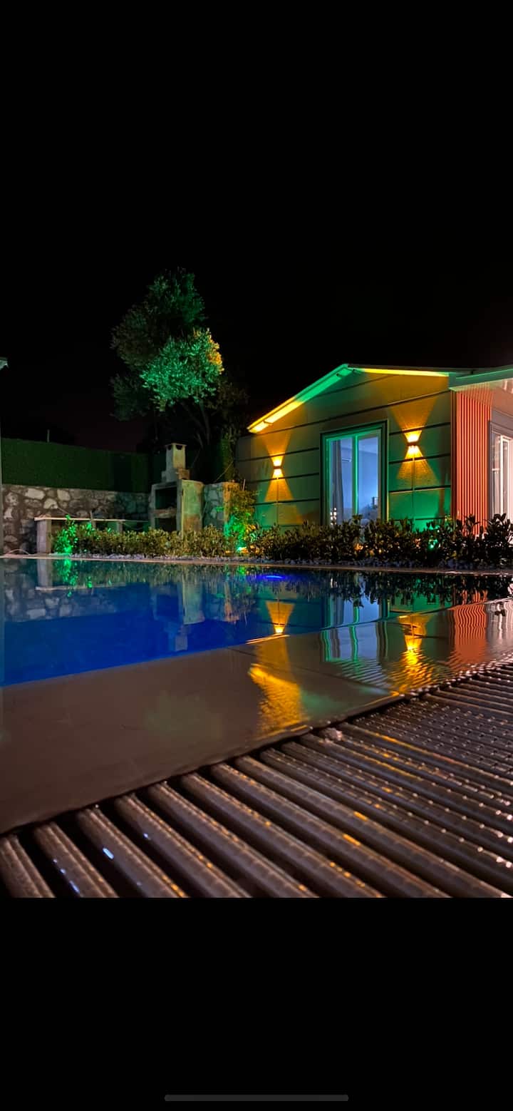 Havuzlu Villa Free Life - Seferihisar