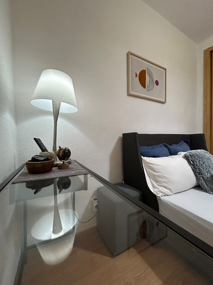 Habitación Para Turismo O Trabajo (Centro Madrid) - Madrid