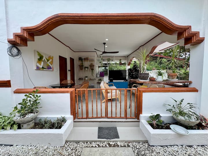 Casa De Lara Entire Property + Beach Front Dome - Palauig