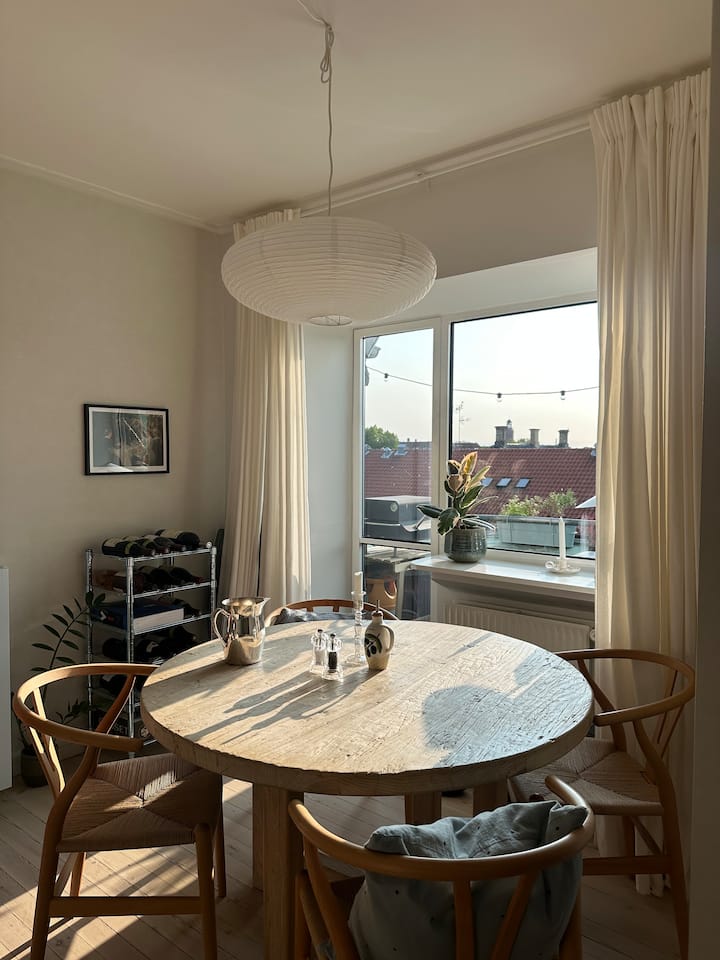 Frederiksberg-perle Med Altan Og Udsigt - Copenhagen