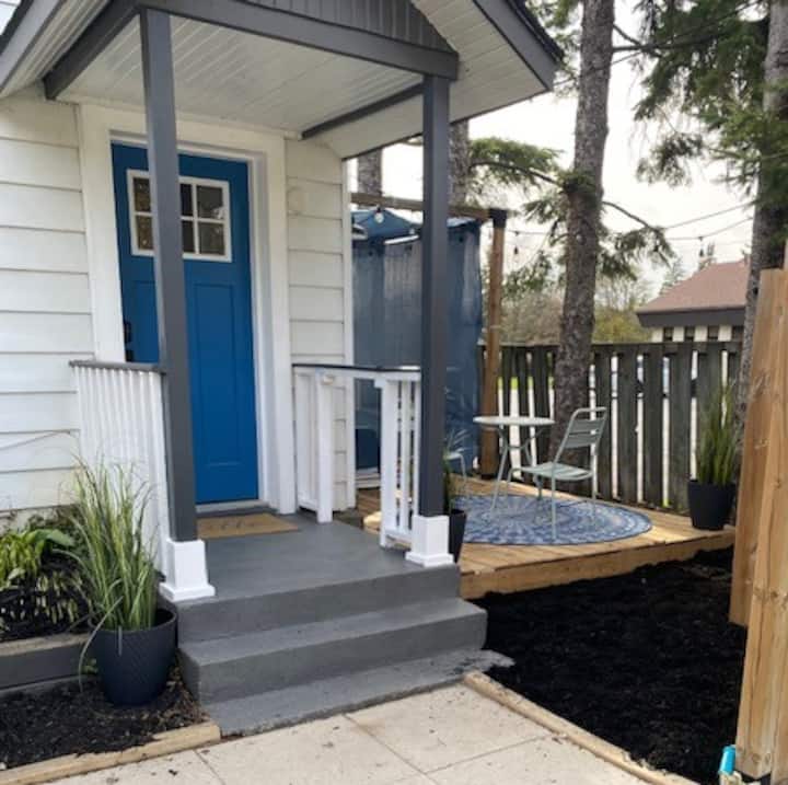 Beyond The Blue Door - Collingwood