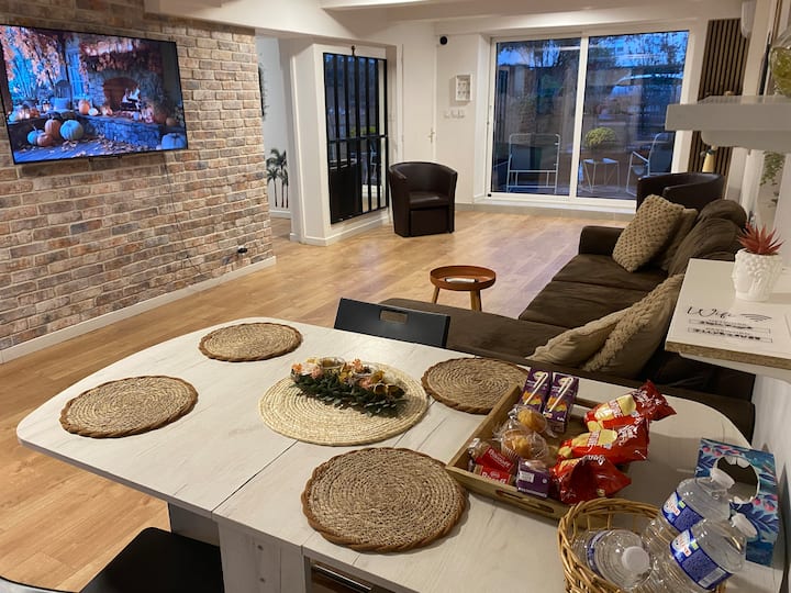 Logement Climatisé Lyon-bron : Eurexpo - Groupama - ibis Lyon Est Bron