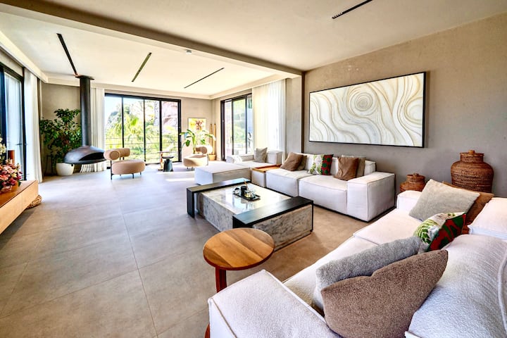 Luxury Mansion Views, Conciërge, Incl Breakfast - Bitez