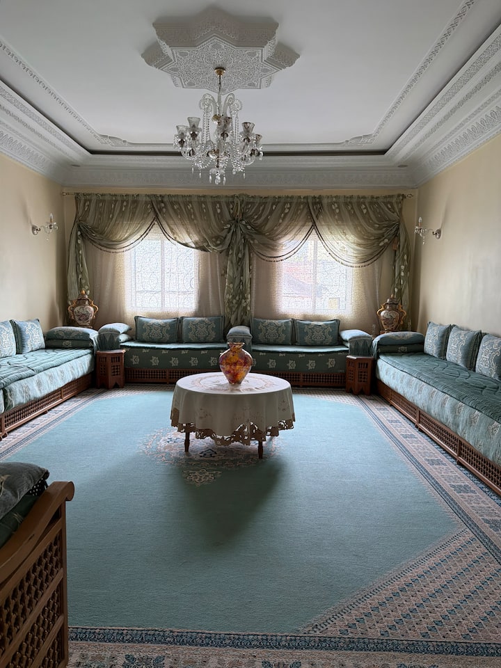 Maison Géante, Patio Privé & Wi-fi Ultra-rapide - Tanger