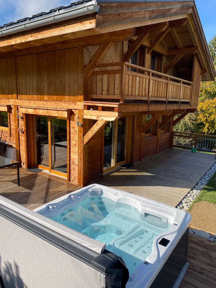 Chalet Neuf Avec Jacuzzi, Vue Mont Blanc - Combloux