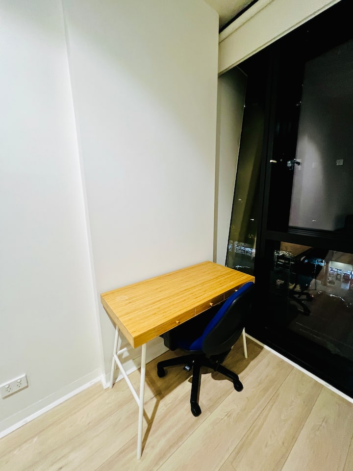 Free Parking + 4 Beds For Families - Brooklyn