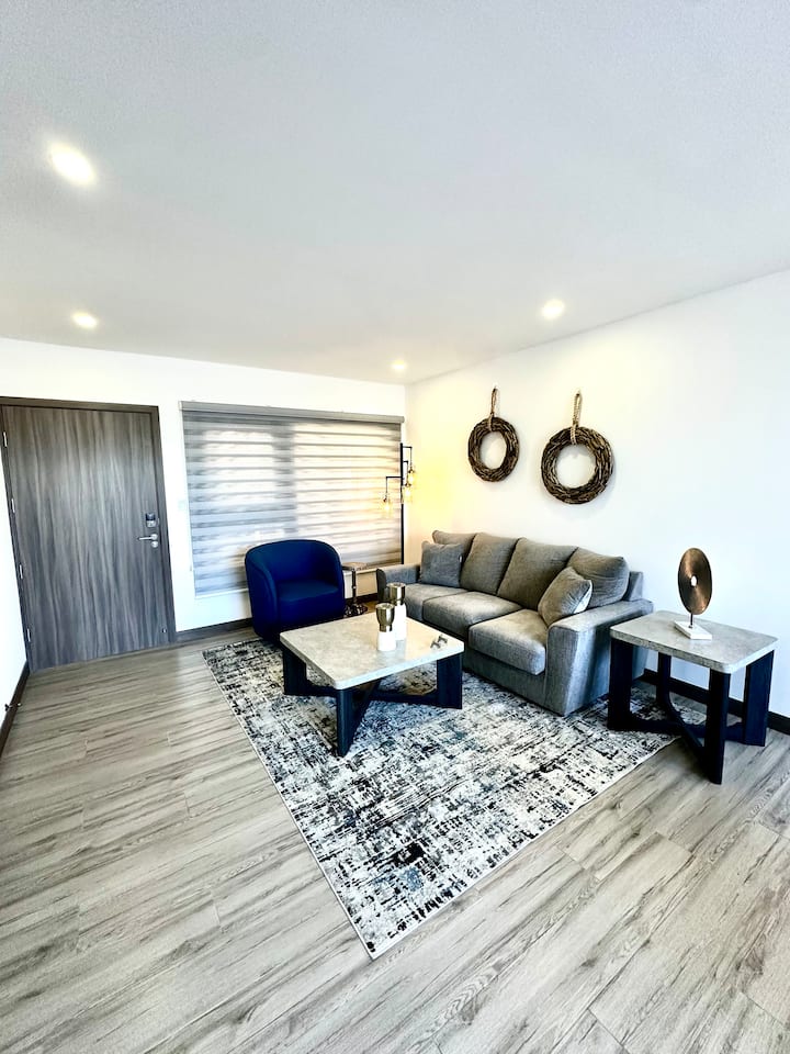 New San Antonio Escazu Unique Urban Townhouse - San José
