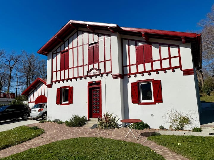 Charmante Maison Basque à Itxassou, Classée 3* - Itxassou