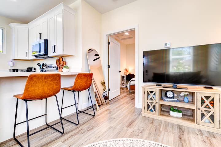 Private Guesthouse In Arcadia | Prime Location - Phoenix