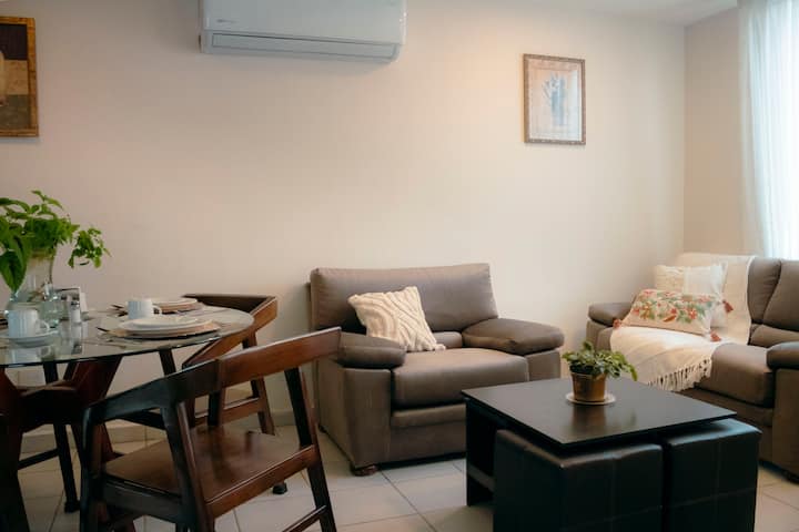Beautiful, Comfortable & Central A/c - Durango, México