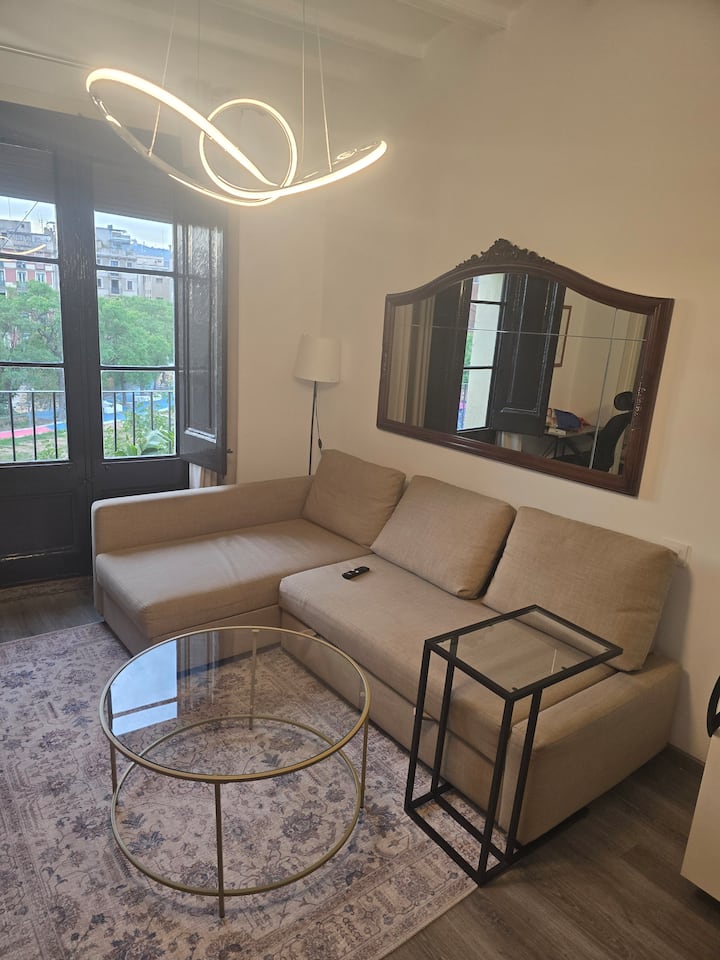 Cozy Two Bedroom In The Old Center Of Barcelona - Barcelona