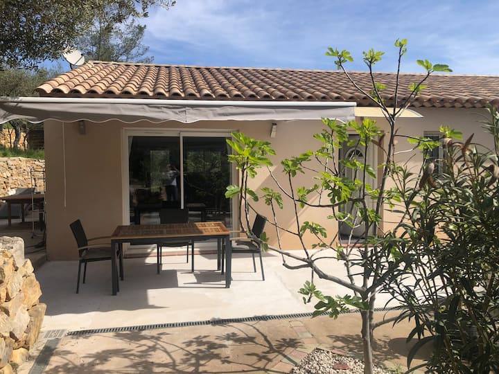 Villa Au Calme - Location à La Semaine - Cuers