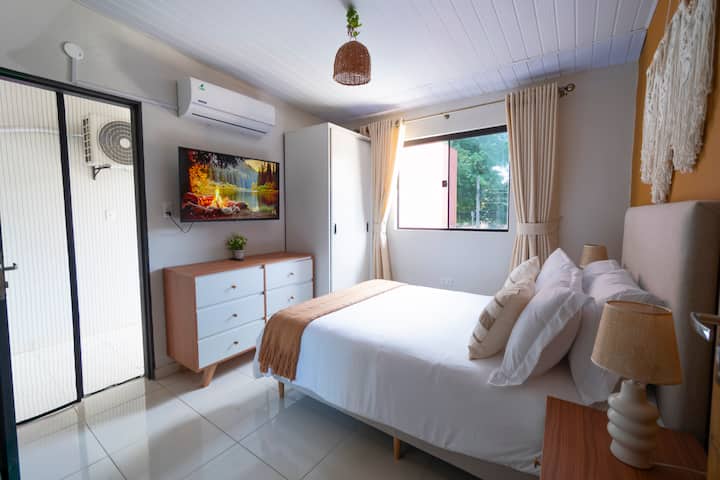 La Bohemia | 7ppl | Top Area | Parking | W&d |Ac - Asunción