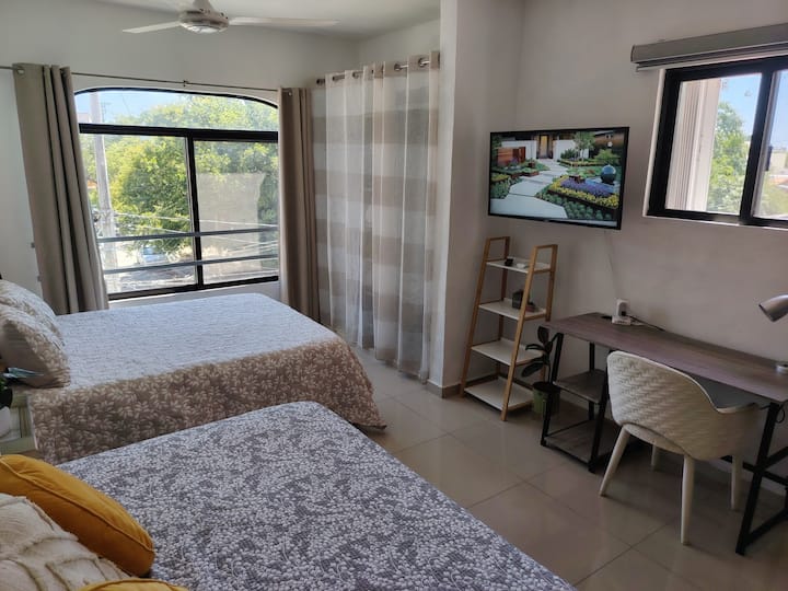Loft Cama Queen/ Matrimonial Bus A La Playa A 50 M - Cancún