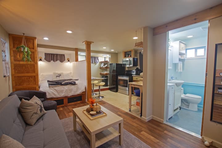 Cascade Getaway | Fire Pit & Private Patio - Cle Elum, WA