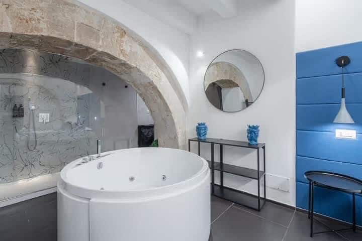 Judeka Suite Ortigia With Jacuzzi - Syracuse