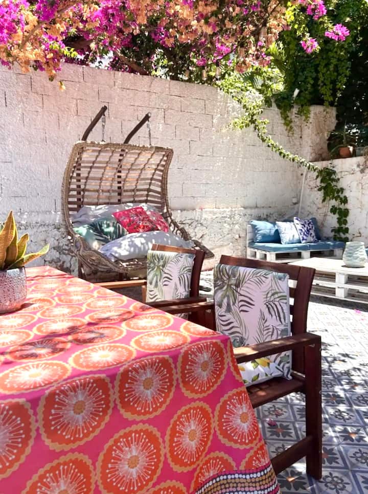 Villa W/ Garden, 500m Beach, City Nearby In Kestel - Alanya