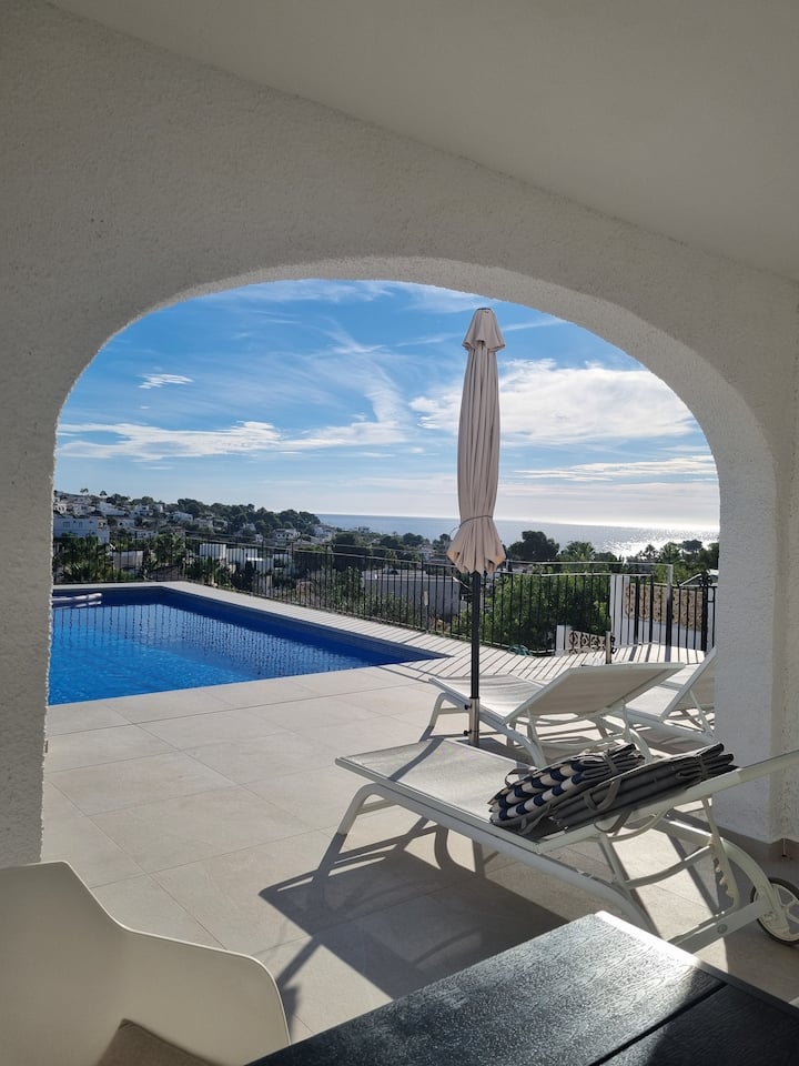 Meerblick Villa Mit Pool Und Kostenlosen Wlan - Calp
