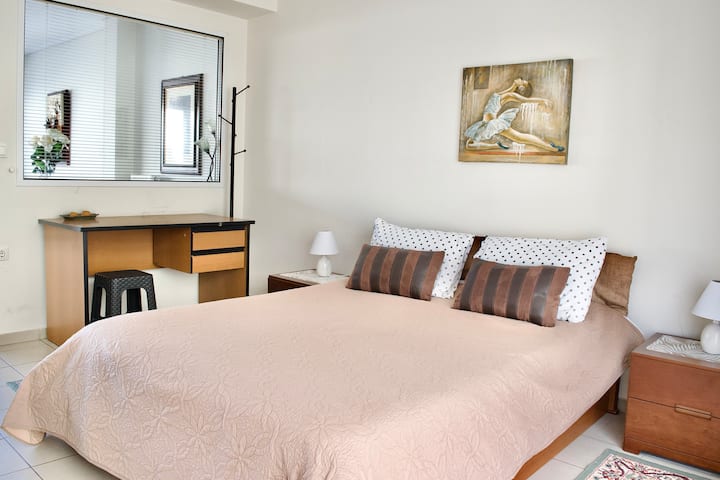 Betty's Sunny Apartment-athens(2 Bathrooms) - Atenas