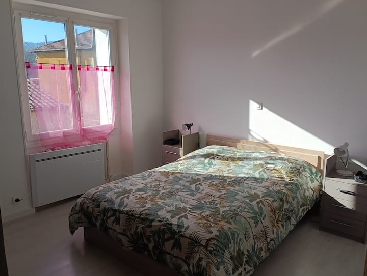 Grand Logement 60 M2 Pour 4, Wifi Cévennes, Gard - Saint-Ambroix