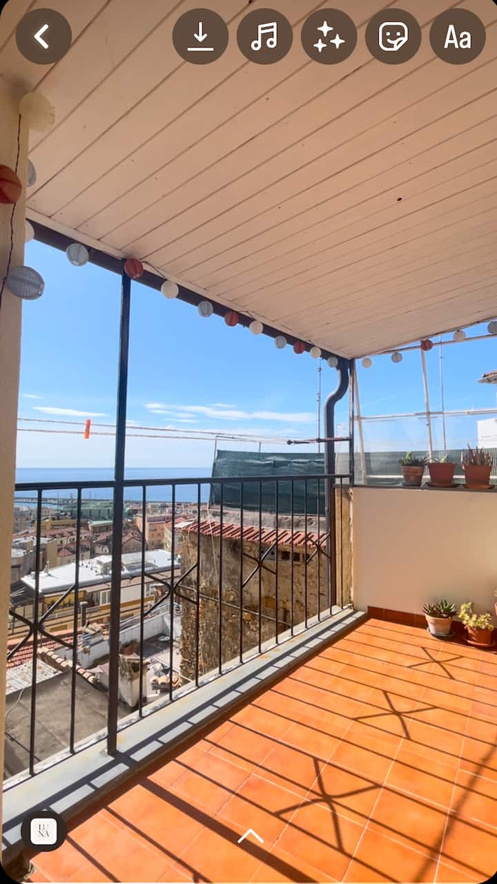 Duplex Terrasse Vue Exceptionnelle Mer Et Port - Ospedaletti