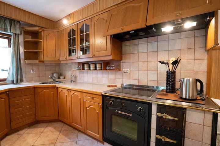 At Peskar's A Charming Countryside House - Laznica