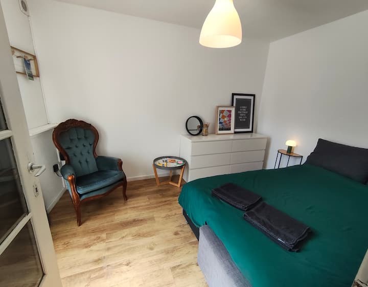 Studio Entier Proche Gare Guillemins & Centre - Seraing