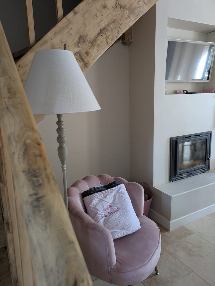 Gîte Piscine Chauffée Mai Octobre Jaccuzi Cheminée - Département Aude