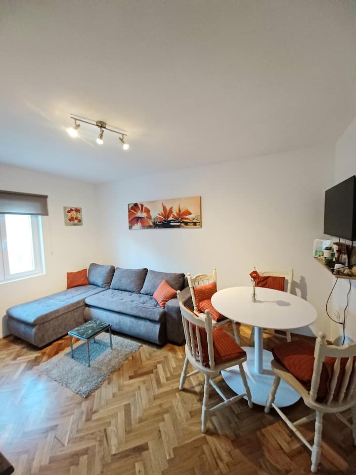 Apartman Malena 2+2 - Sukošan