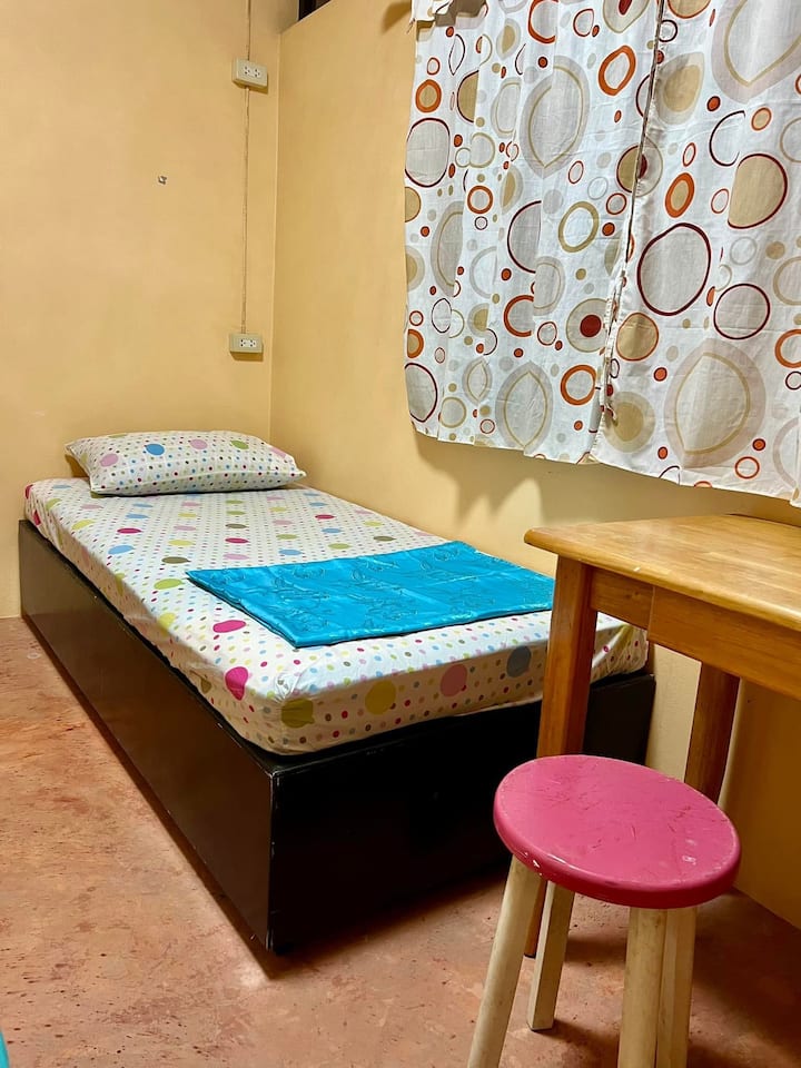 Share Bathroom For Cyclists Nearby Hwy41 Thachana - Ranong