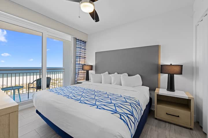 Kitchen Suite + Pool | 1.8 Mi To Sunset Beach - St. Pete Beach, FL