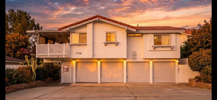 San Diego Paradise: 2br North Park Deck& Parking - San Diego