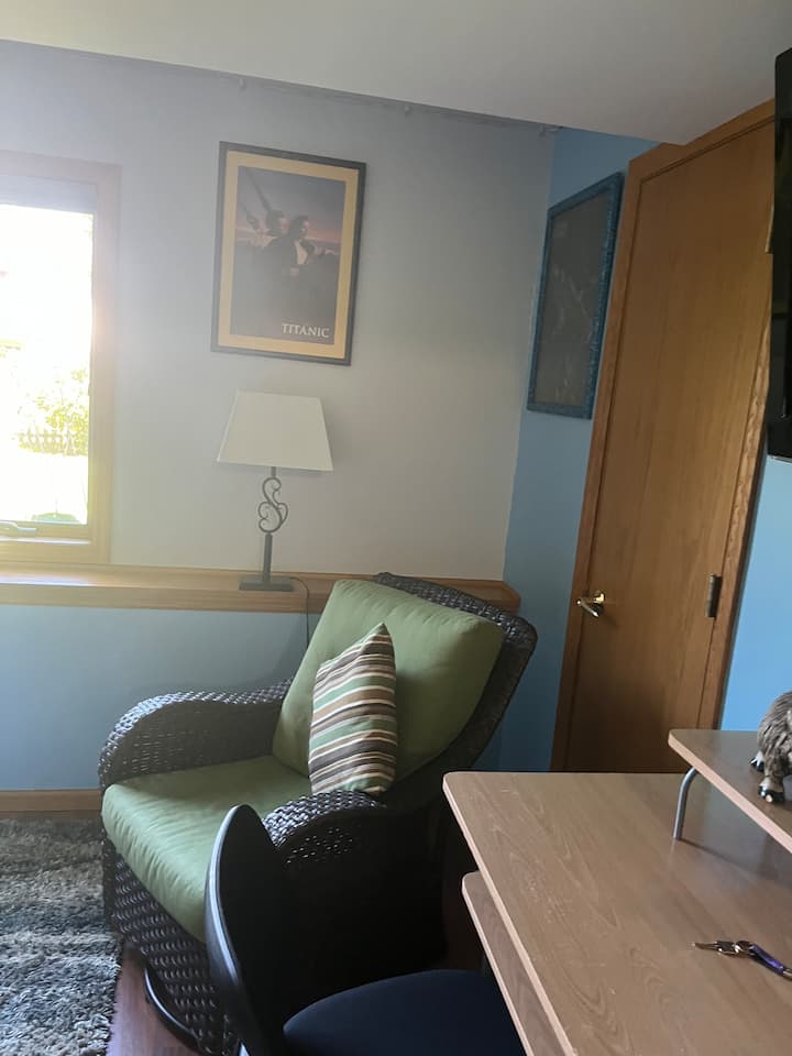 West Madison Private Bedroom - Madison, WI