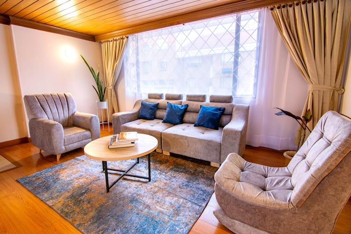 >Huge Colonial House + Chimney ~Luxury & Exclusive - Bogotá