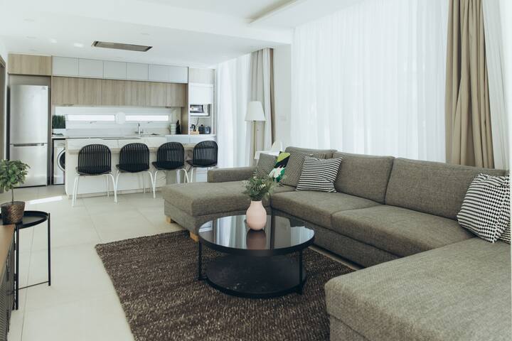 New 2-floor Villa With Private Swimming Pool - Protaras