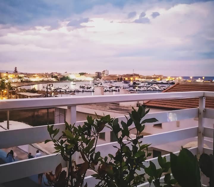 Attico A Marzamemi! 
Casa Vacanze Fronte Mare. - Marzamemi