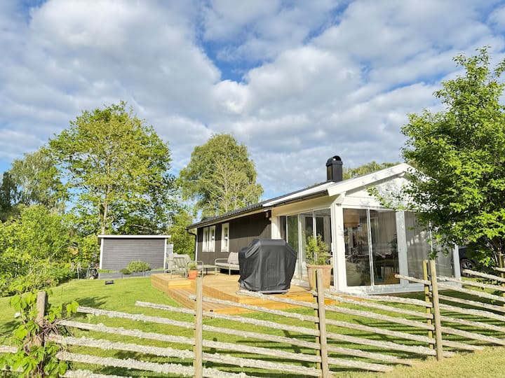 Charmig åRet-runt-stuga Nära Till Bad & Golf. - Halmstad