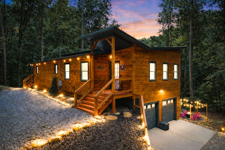 Modern Chic Cabin - Blue Ridge-hot Tub & Game Room - Ellijay