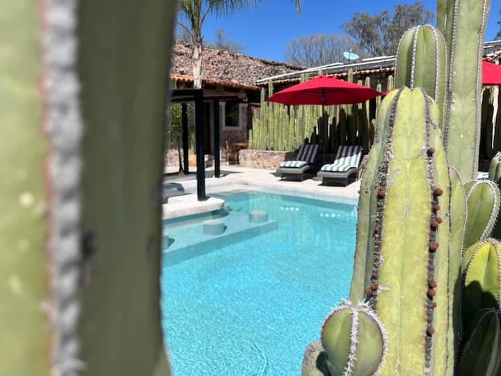 Hacienda Escolasticas - Amazing Private Hacienda - Michoacán