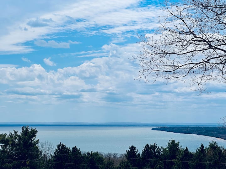 Retreat W/ Lake Superior Views And Nordic Sauna - Bayfield, WI