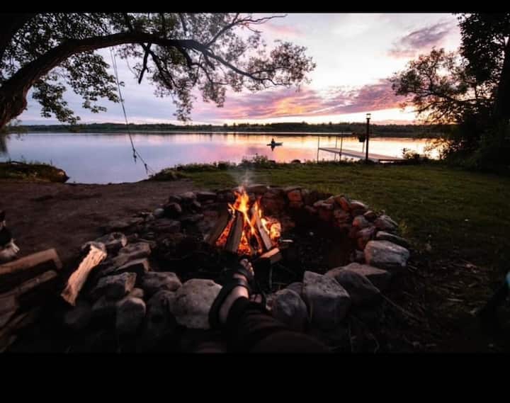Trent Shores Waterfront Retreat - Norwood