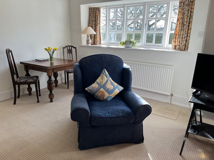Secluded Country Cottage - Petersfield