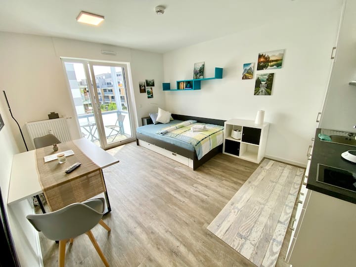 1+1 Carefree Microapartment Incl. Balcony+parking - Augsburg
