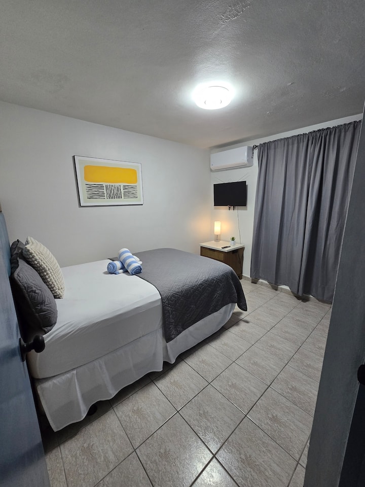 Urbano#2 A 12 Minuto Aeropuerto - Trujillo Alto