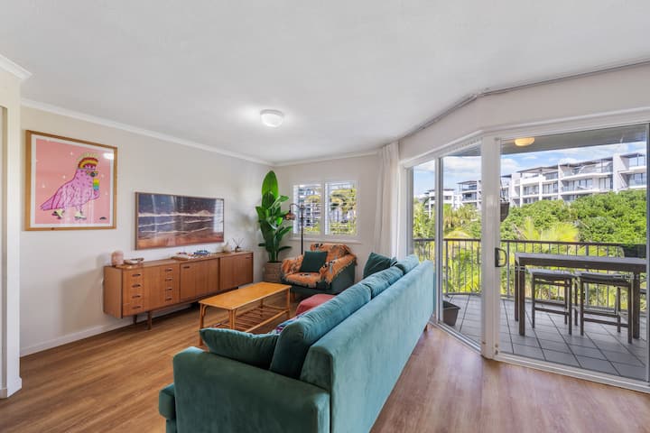 Cosy, Quirky Alex Rooftop Apartment - Sunshine Coast